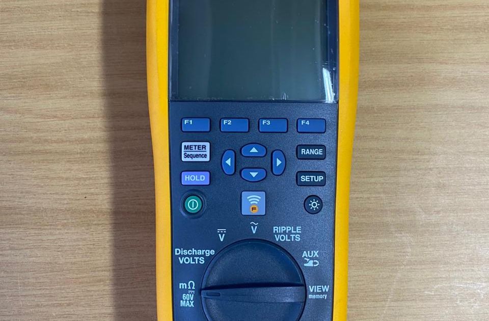 Lot 3 | LIQUIDATION SALE: RADIOGRAPHY X-RAY GENERATOR, FLUKE THERMAL ...